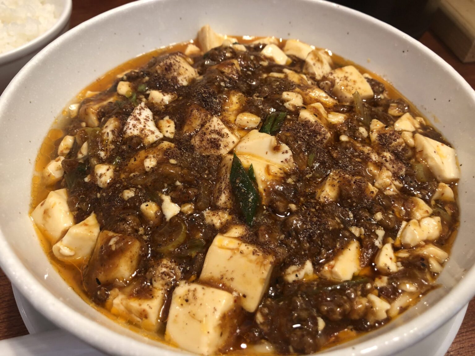 SHIBIRE NOODLES 蝋燭屋(シビレヌードルろうそくや) 銀座本店 クセになる旨辛い麻婆麺に痺れた！！ – かんげき銀座ランチ
